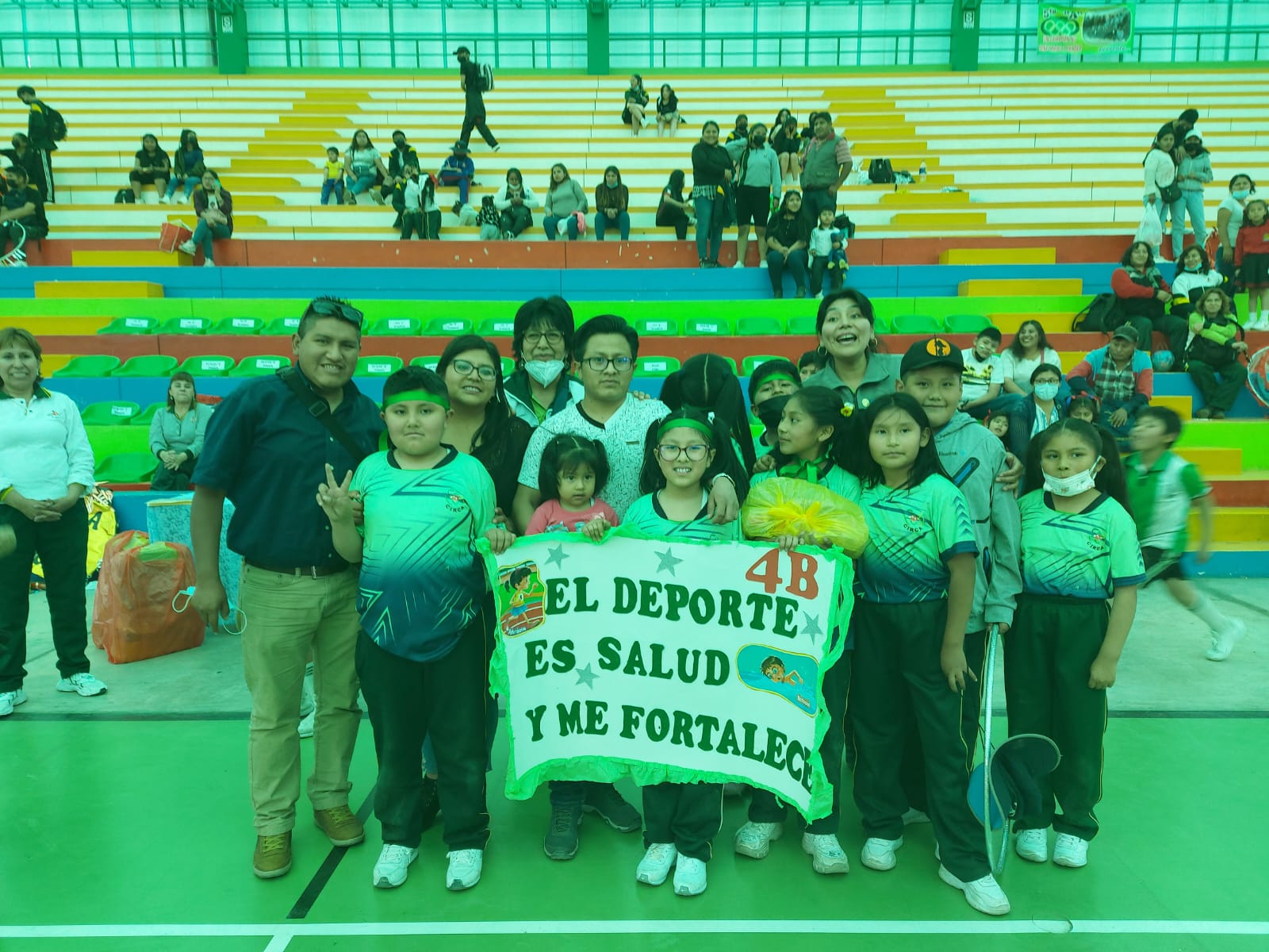 Gimnasia y talento durante concurso de colegio CIRCA - Diario EP - Perú