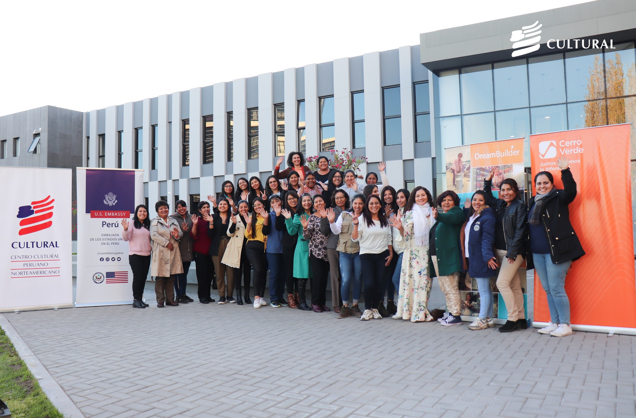 El Cultural fue sede de la Feria de Mujeres Emprendedoras AWE - Diario ...