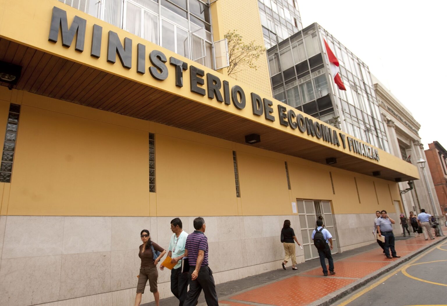 Unidad Impositiva Tributaria será 5 mil 350 soles en 2025 - Diario EP ...